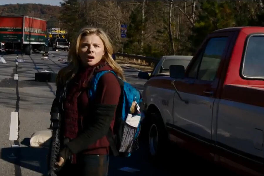 Watch: First 'The 5th Wave' Trailer Promises the Worst Alien Invasion ...