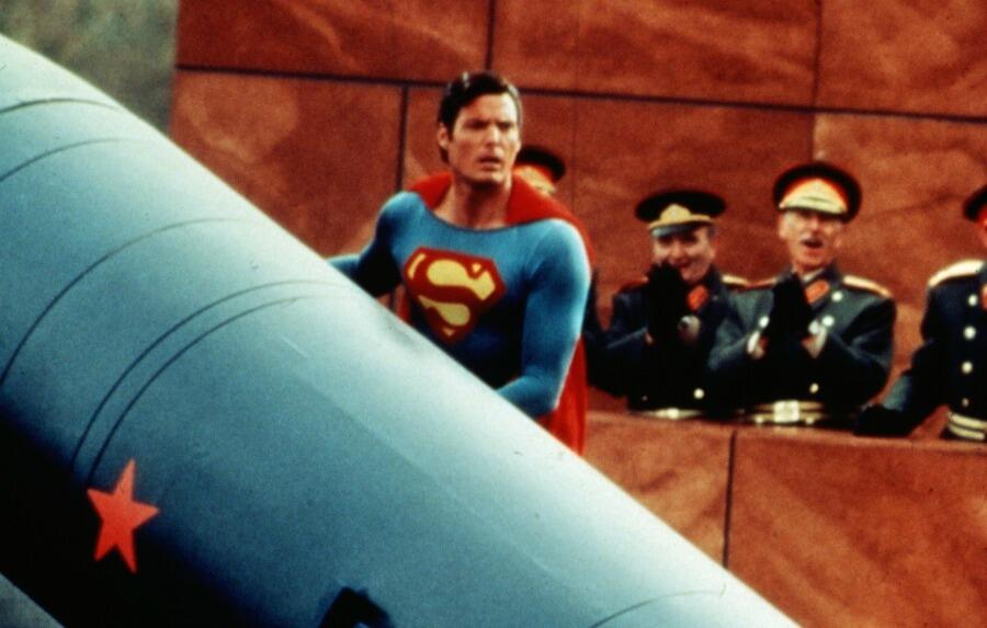 Superhero Buzz: DC Considers Soviet 'Superman' Movie; 'Power Rangers 2 ...