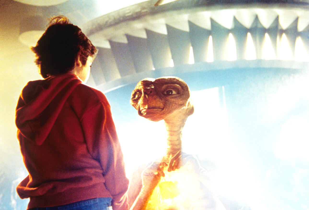 11 Best Alien-Human “Buddy” Movie Team-Ups: From ‘Star Wars’ to ‘E.T ...