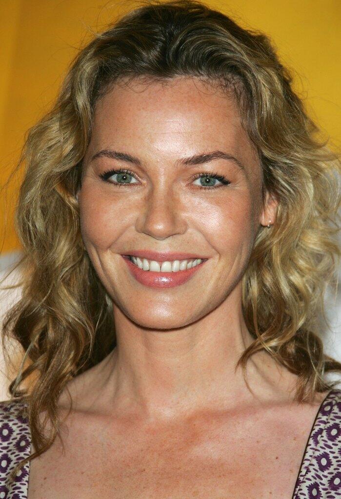 Connie Nielsen Wallpapers