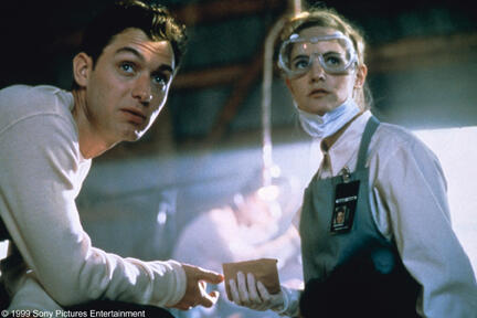 eXistenZ Movie Photos and Stills | Fandango