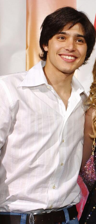 yani gellman can he sing