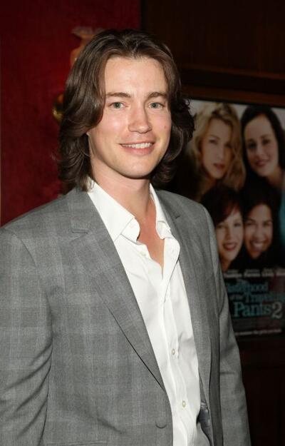 tom wisdom now