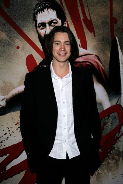 tom wisdom now
