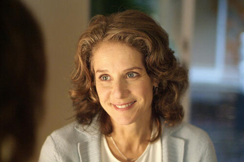 Rachel Getting Married Tickets & Showtimes | Fandango