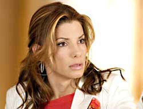 Miss Congeniality 2: Armed and Fabulous Showtimes | Fandango