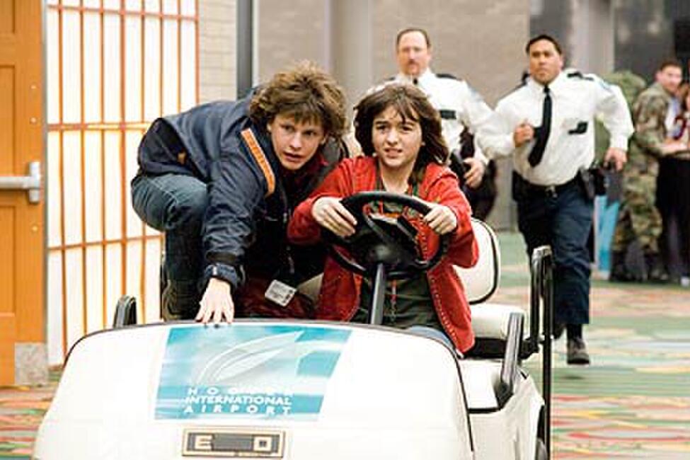 Unaccompanied Minors (2006) Movie Photos and Stills - Fandango