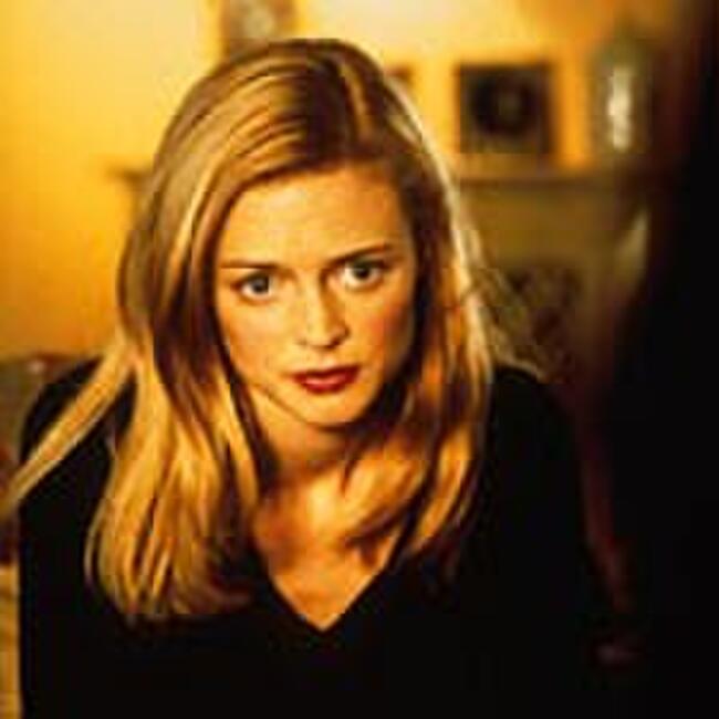 Killing Me Softly (2002) Movie Photos and Stills - Fandango Killing Me Softly (2002) Movie Photos and Stills - Fandango