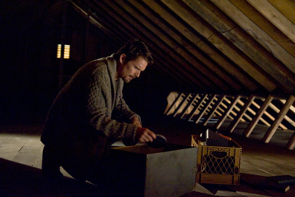 Sinister (2012) Movie Photos and Stills - Fandango